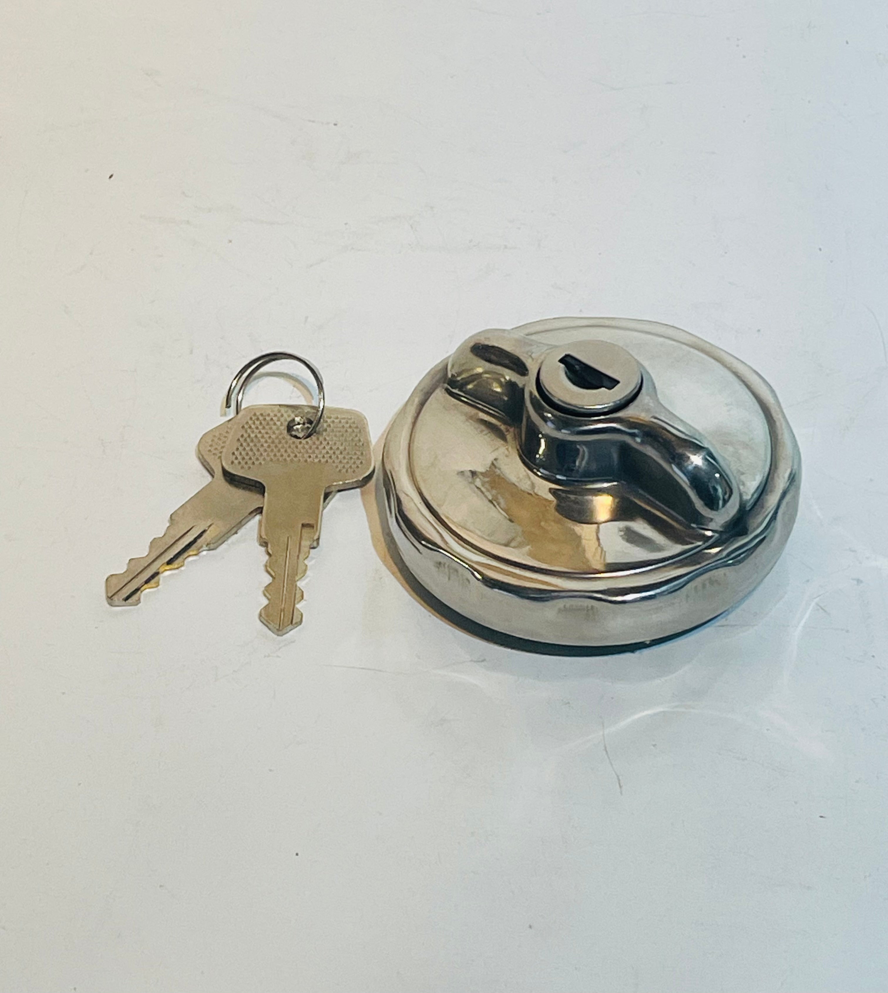 Stainless Locking Fuel Cap – CHG Classics Ltd